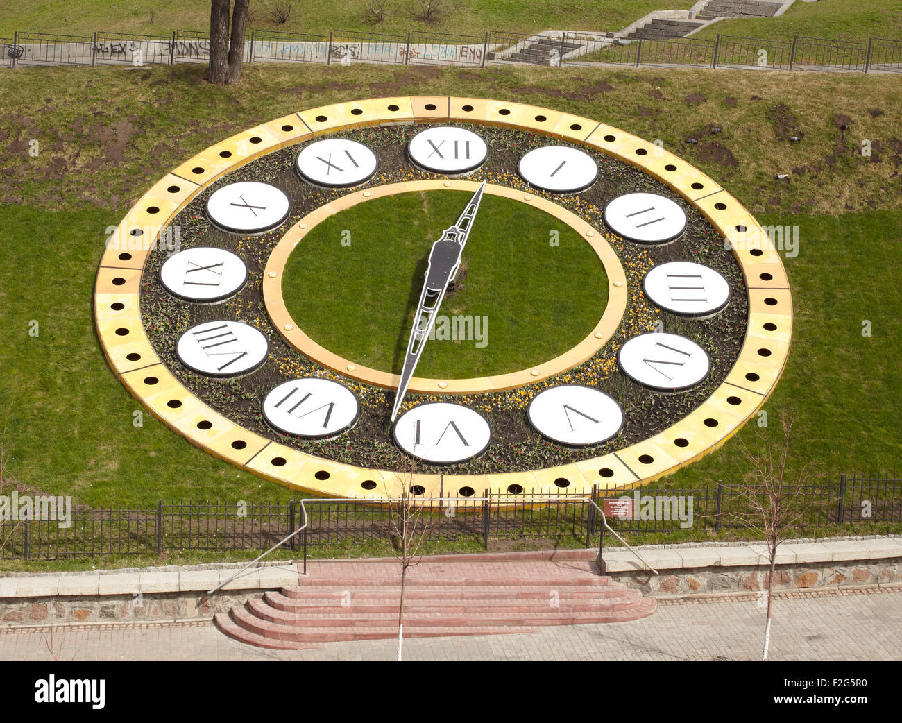 Flowerbed clock in Kiev, Ukraine Stock Photo - Alamy