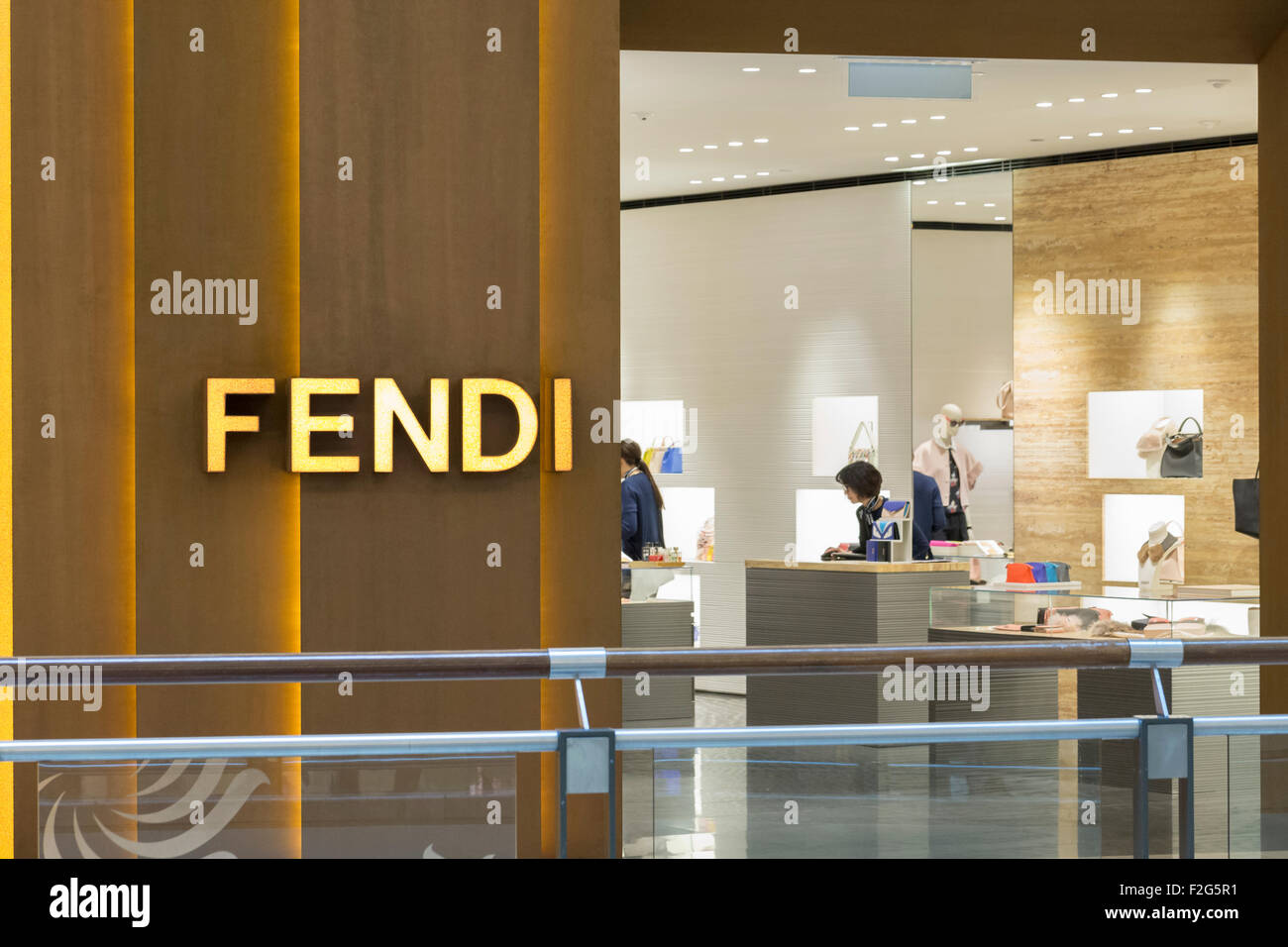 Fendi store hi-res stock photography and images - Alamy