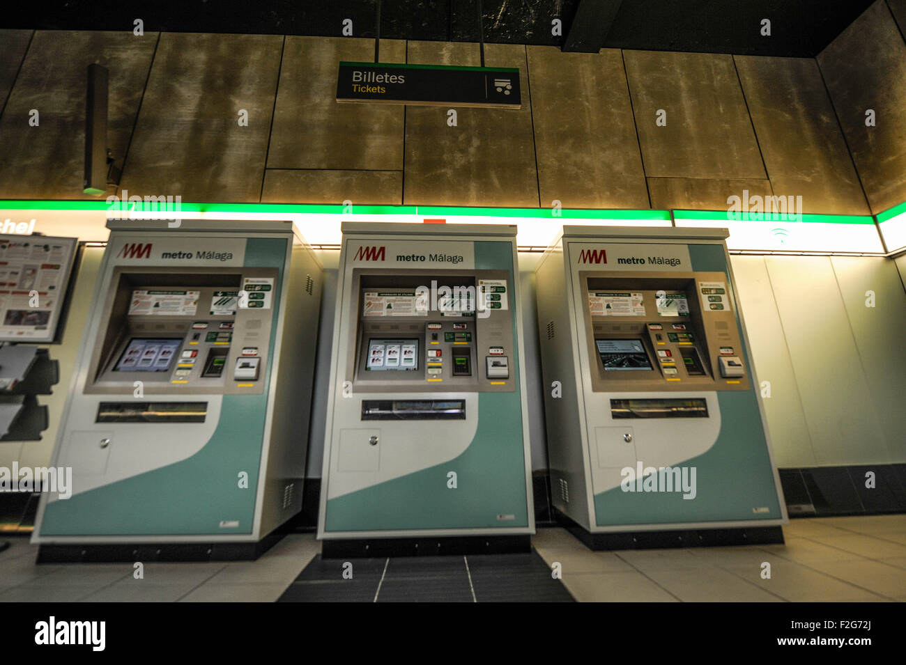 Metro subway ticket vending hi-res stock photography and images - Alamy