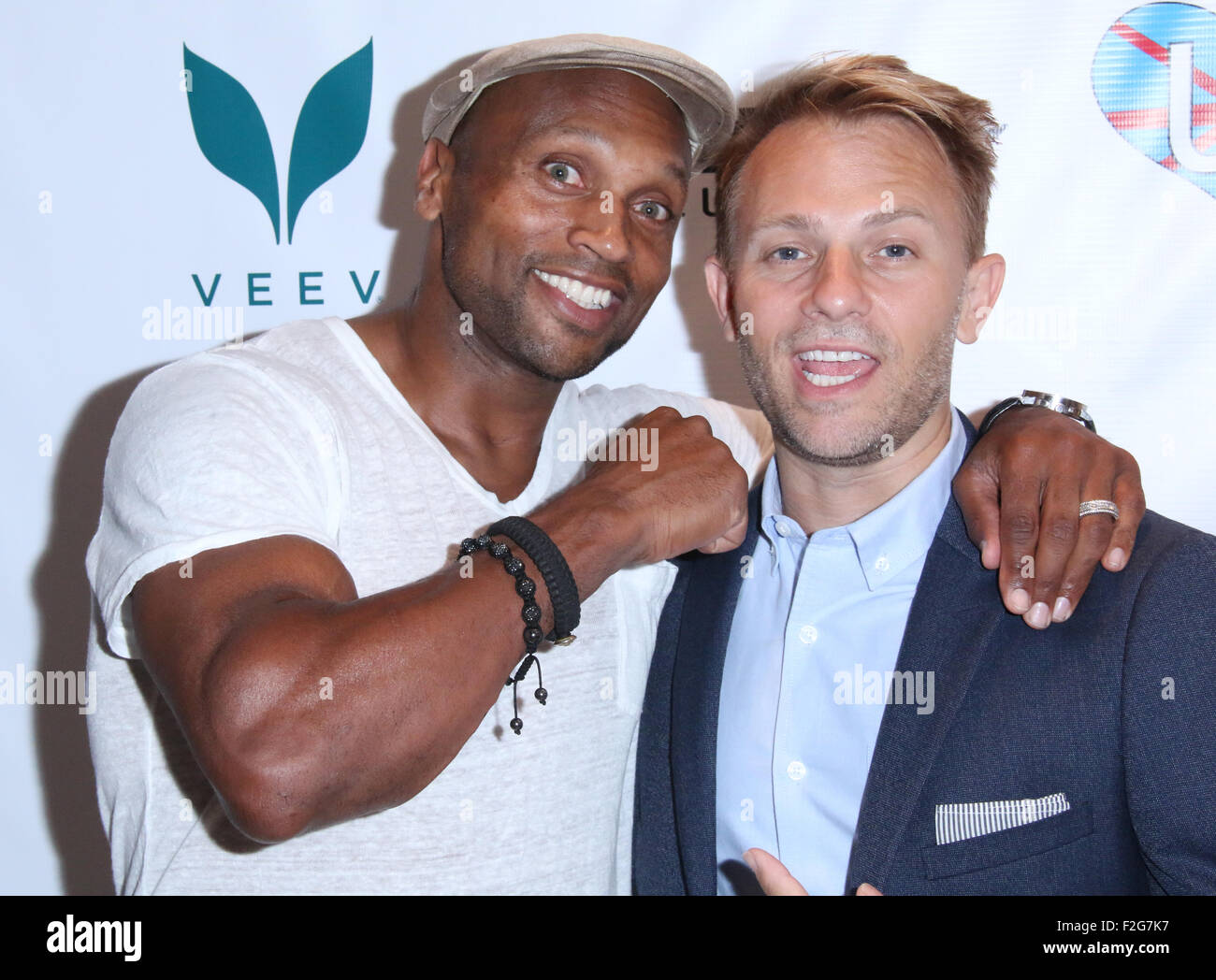 Craig Robert Young hosts TNT'S 'The Last Ship' to raise funds for the ...