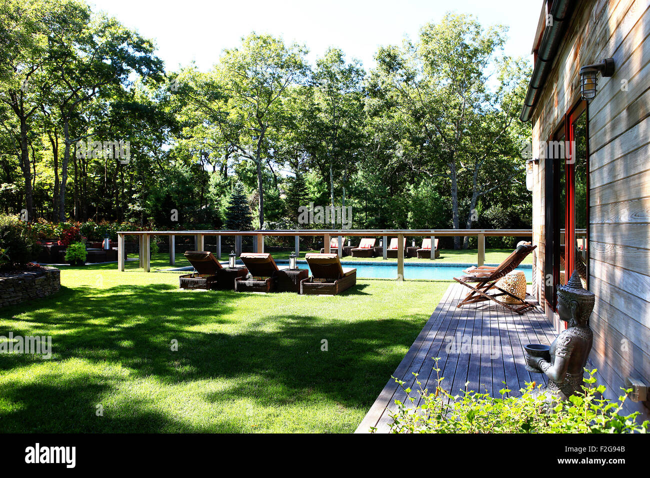 Large pool seating hi-res stock photography and images - Alamy