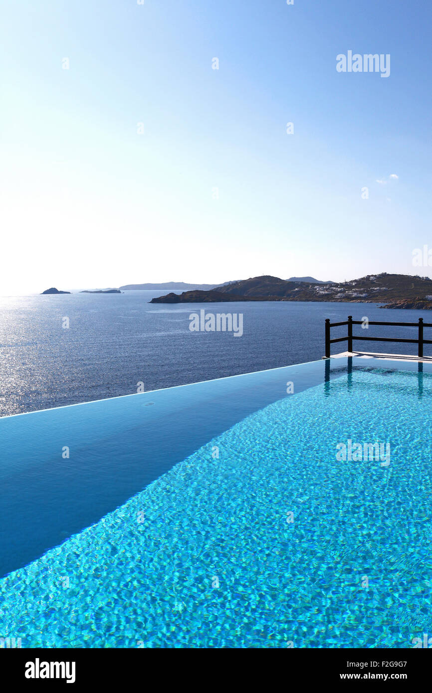 Swimming pool overlooking sea Stock Photo - Alamy