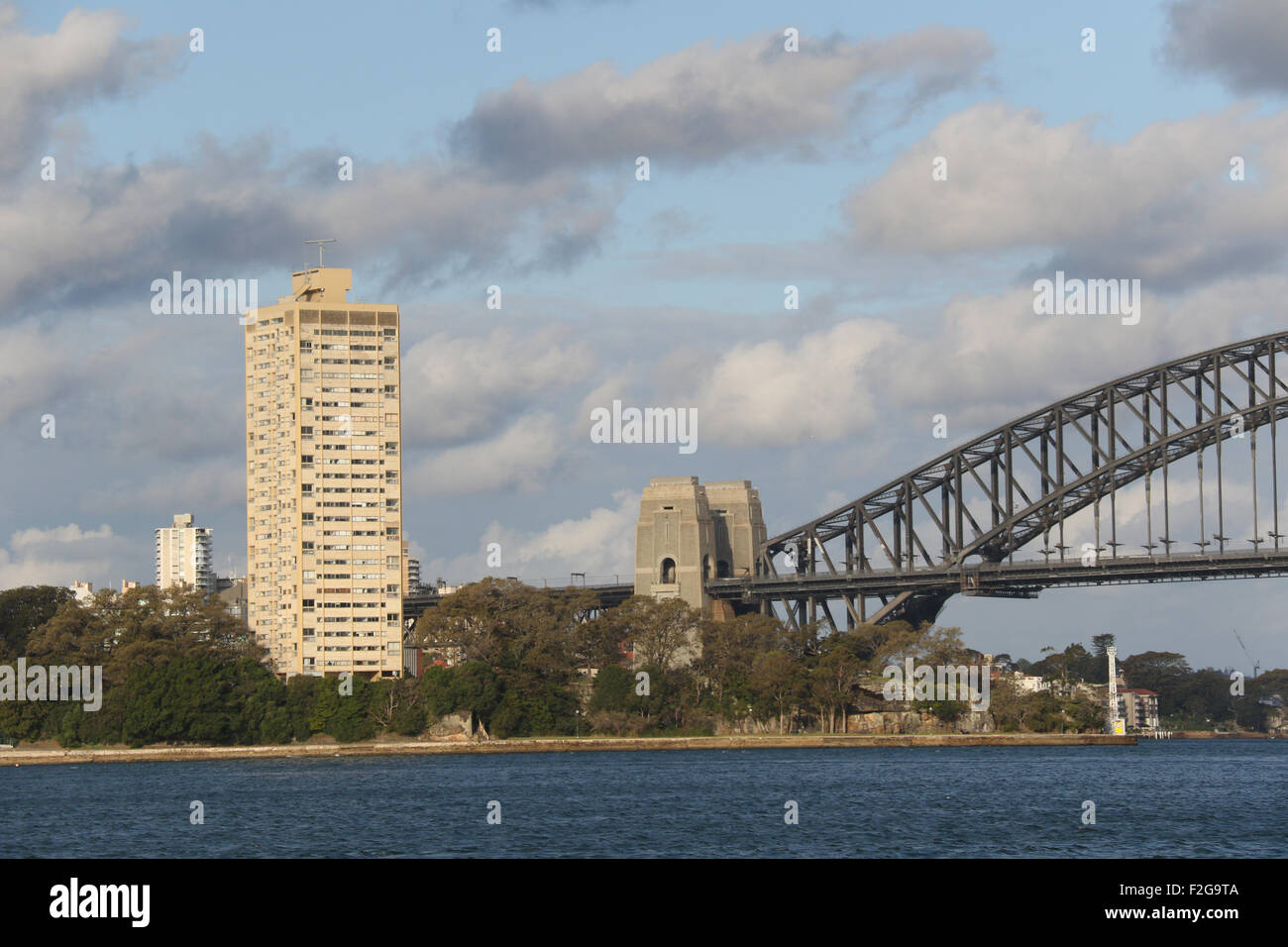 Blues Point Tower apartment block in McMahons Point, Sydney, Australia ...