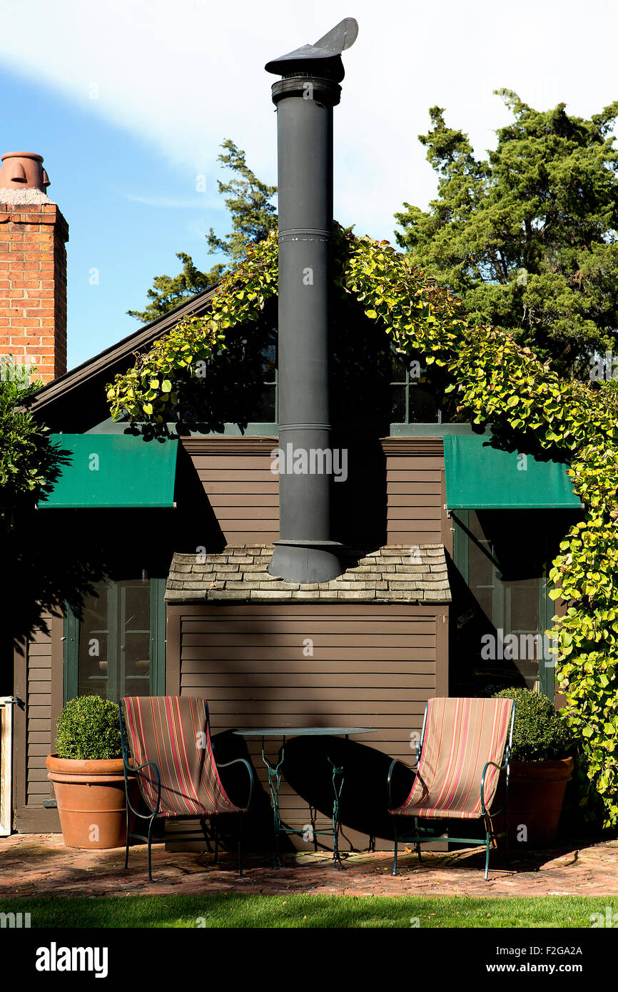 Large chimney hi-res stock photography and images - Alamy