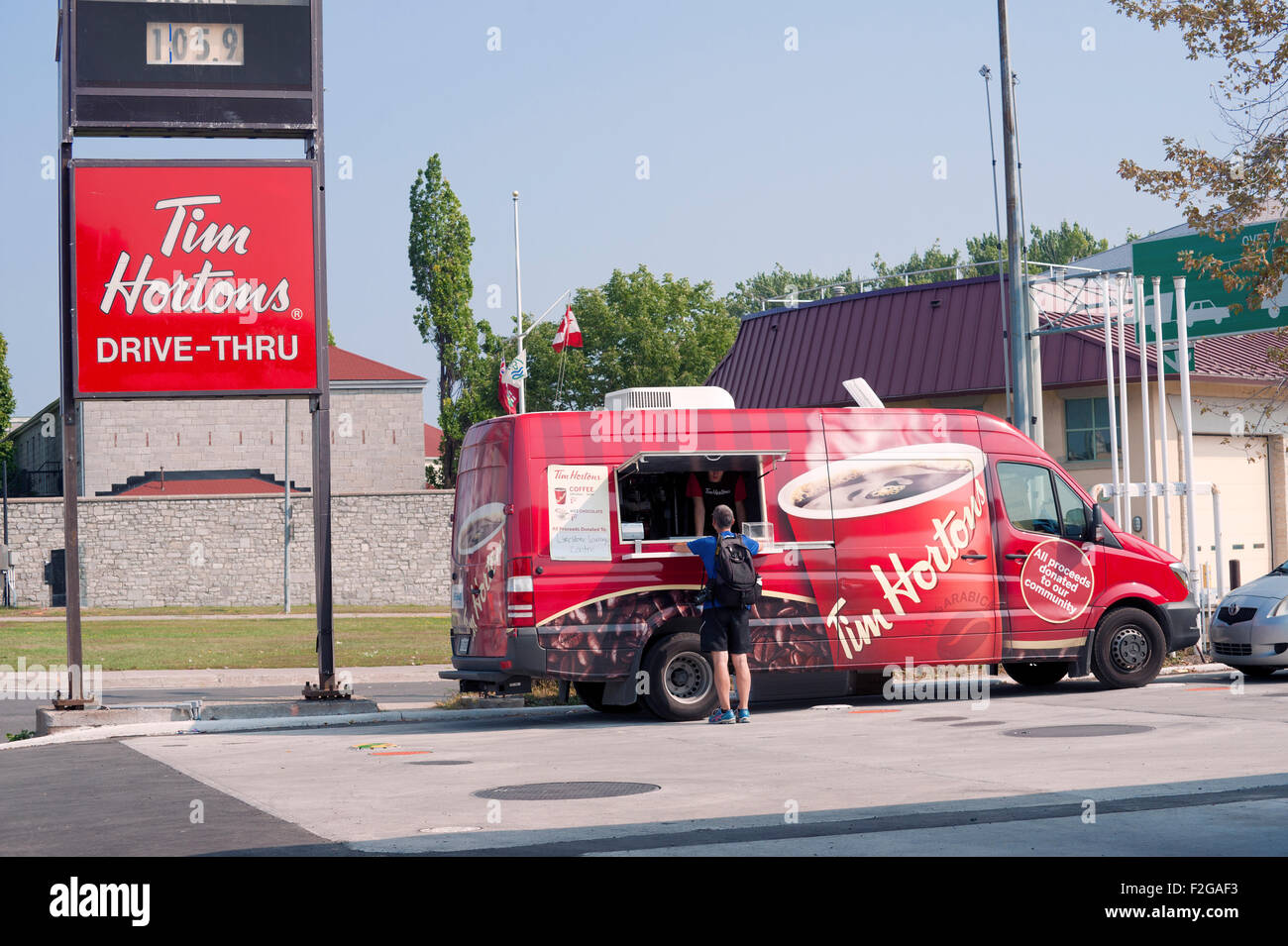 Tim hortons hi-res stock photography and images - Alamy