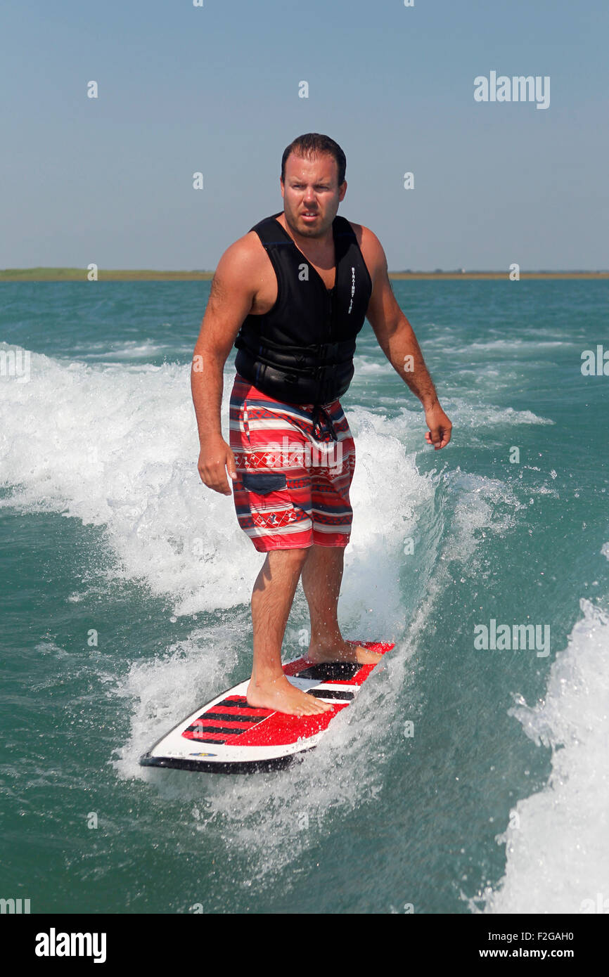 Balance on a surfboard hi-res stock photography and images - Alamy
