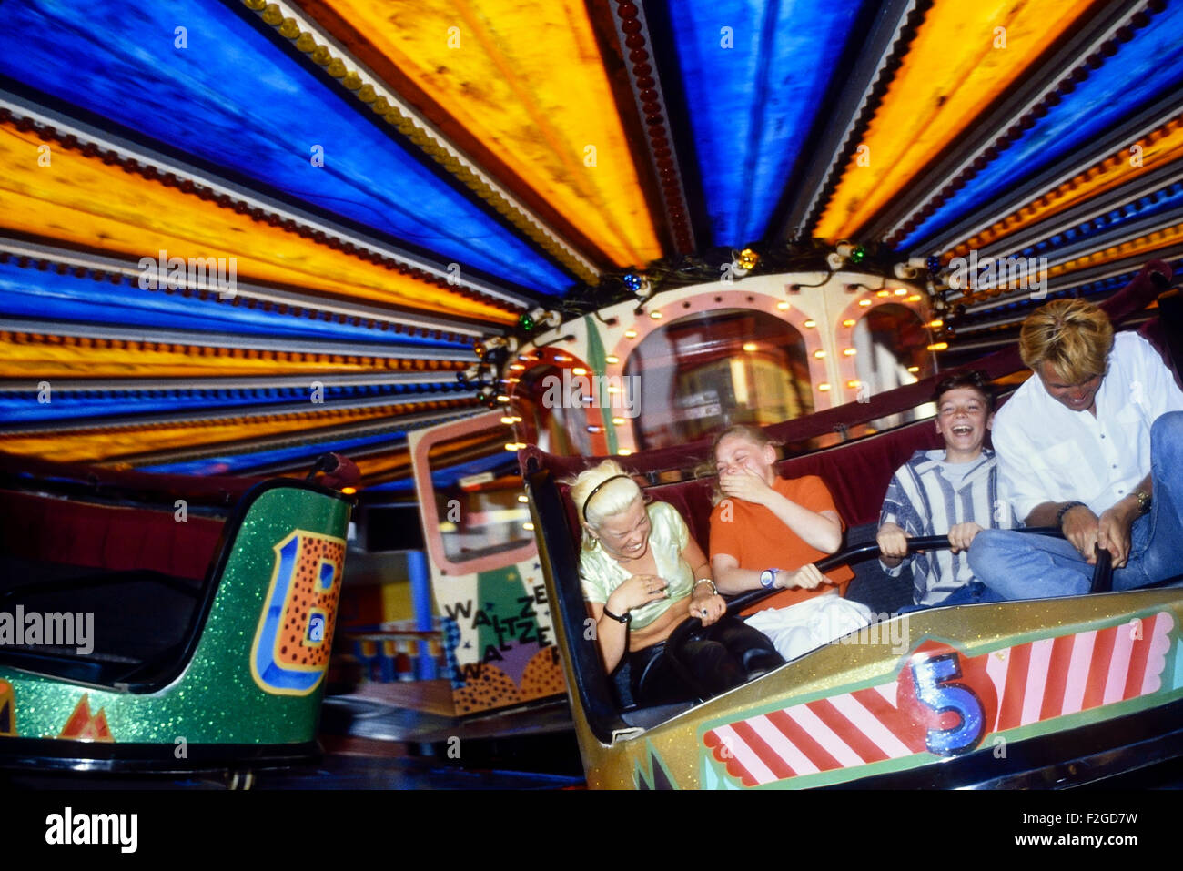 Fairground waltzer hi-res stock photography and images - Alamy
