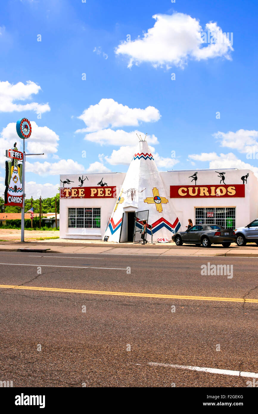 The Tee Pee Curios store in Tucumcari NM Stock Photo - Alamy