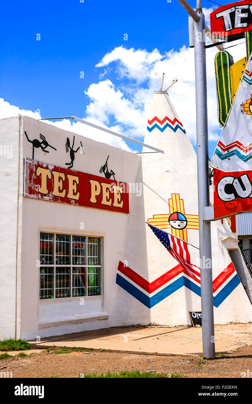 The Tee Pee Curios store in Tucumcari NM Stock Photo - Alamy