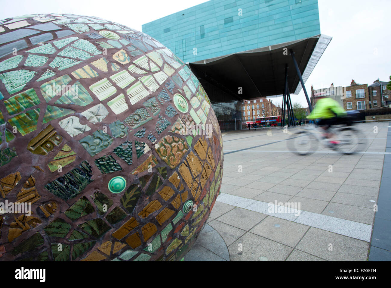 A view of Peckham Square with Peckham library and a cyclist Stock Photo ...