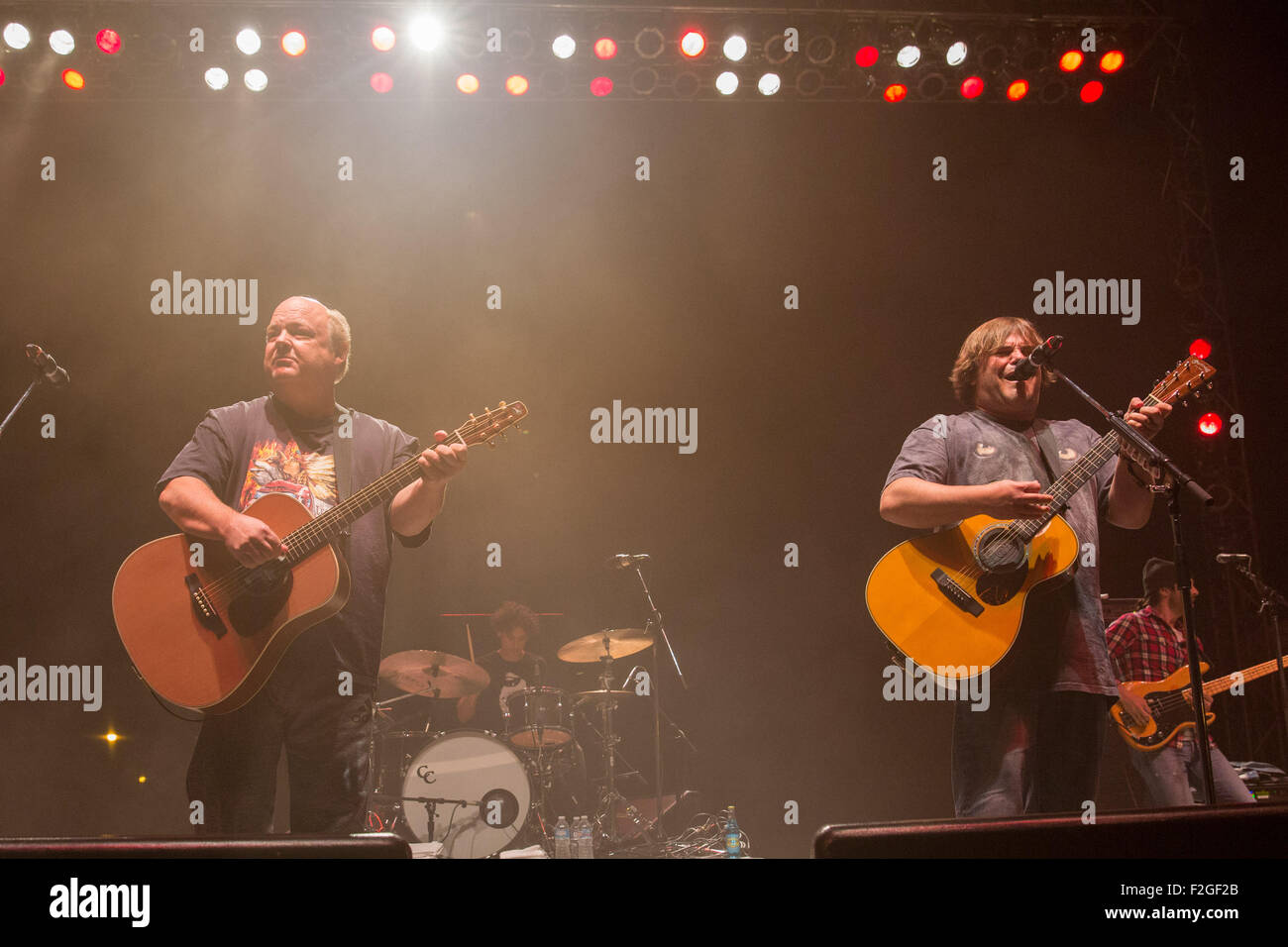 Chicago, Illinois, USA. 13th Sep, 2015. KYLE GASS (L) and JACK BLACK of ...