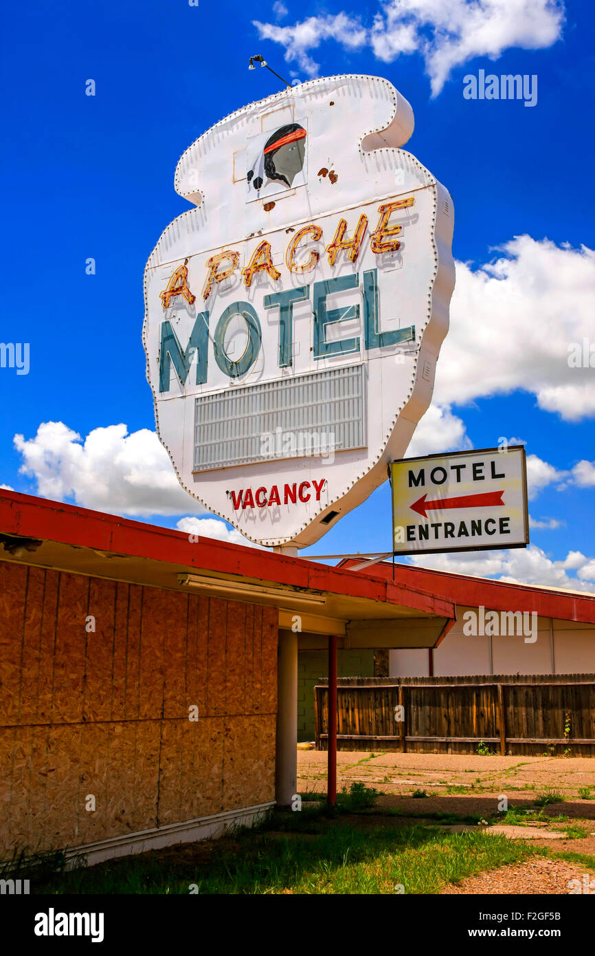 Route 66 roadside motel signage hi-res stock photography and images - Alamy