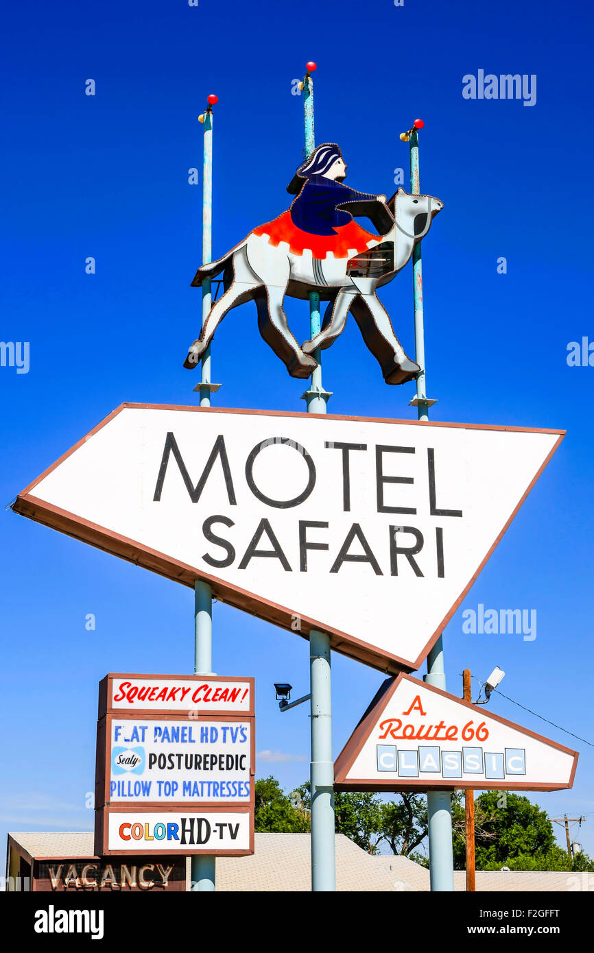 Safari signage hi-res stock photography and images - Alamy