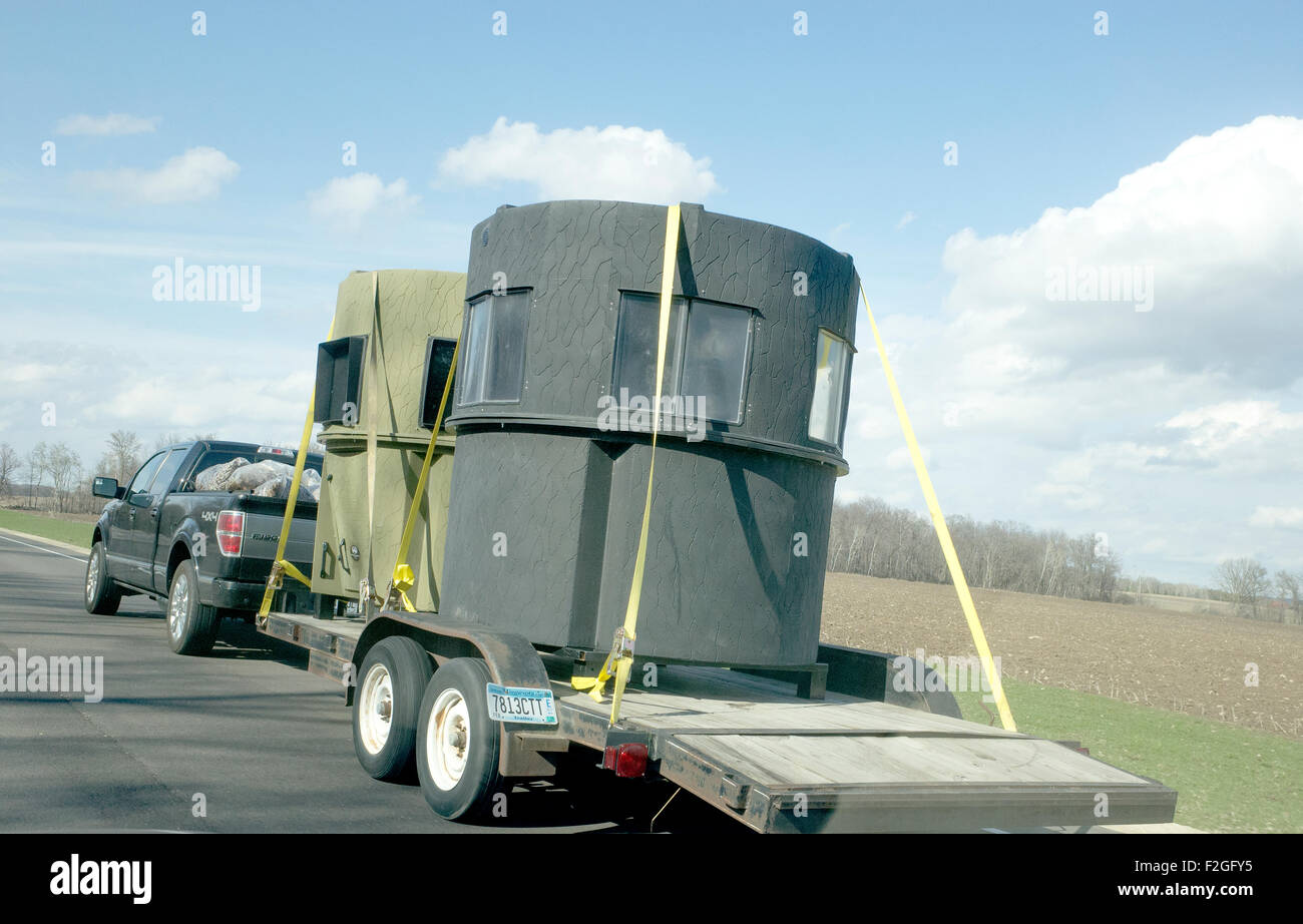 Deer blinds hi-res stock photography and images - Alamy