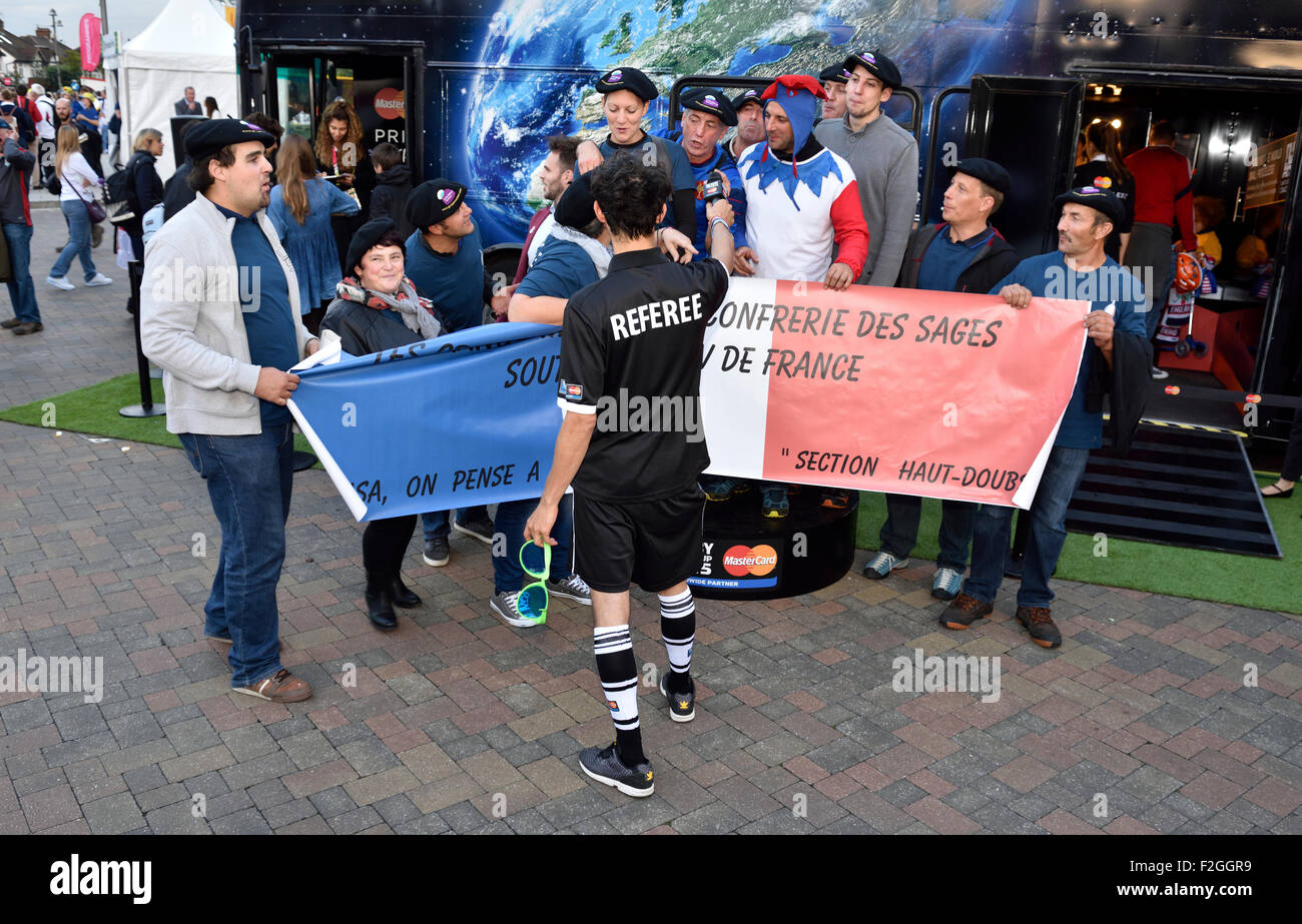 Rugby french france crowd hi-res stock photography and images - Alamy