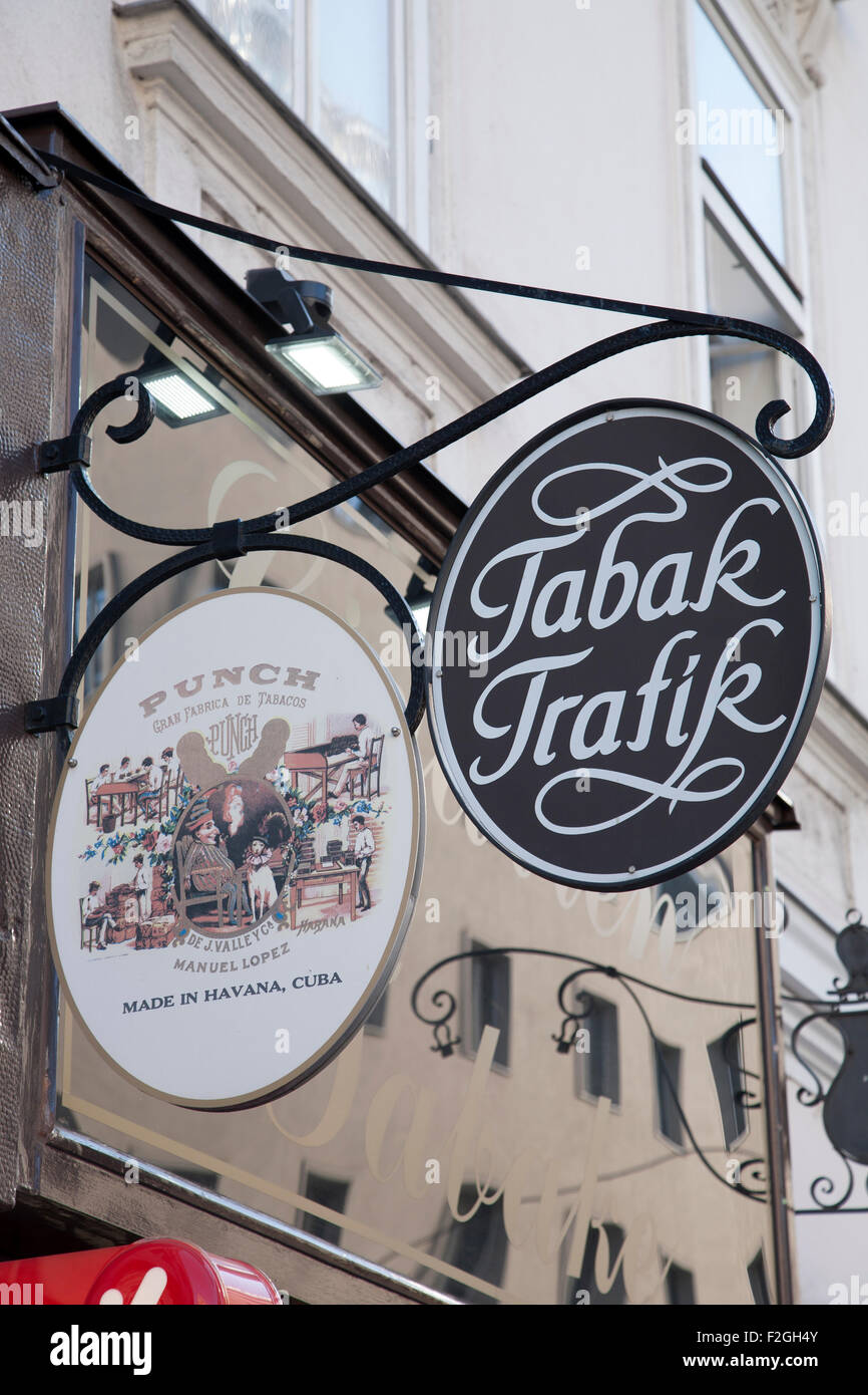 Cigar store sign hi-res stock photography and images - Alamy