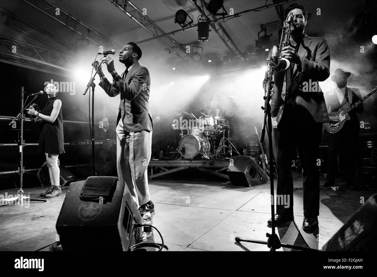 Soul to soul tour Black and White Stock Photos & Images - Alamy