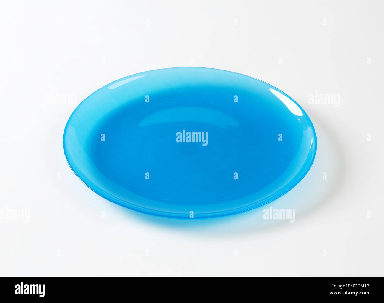 Round blue plate hi-res stock photography and images - Alamy