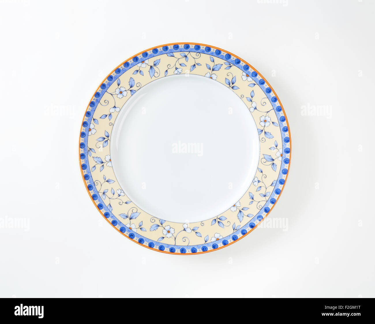 Country style plate hi-res stock photography and images - Alamy