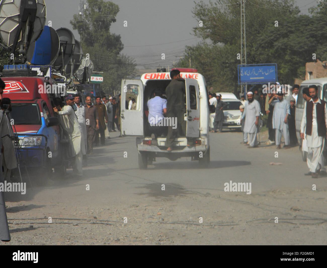 Peshawar. 18th Sep, 2015. An ambulance transports injured soldiers ...