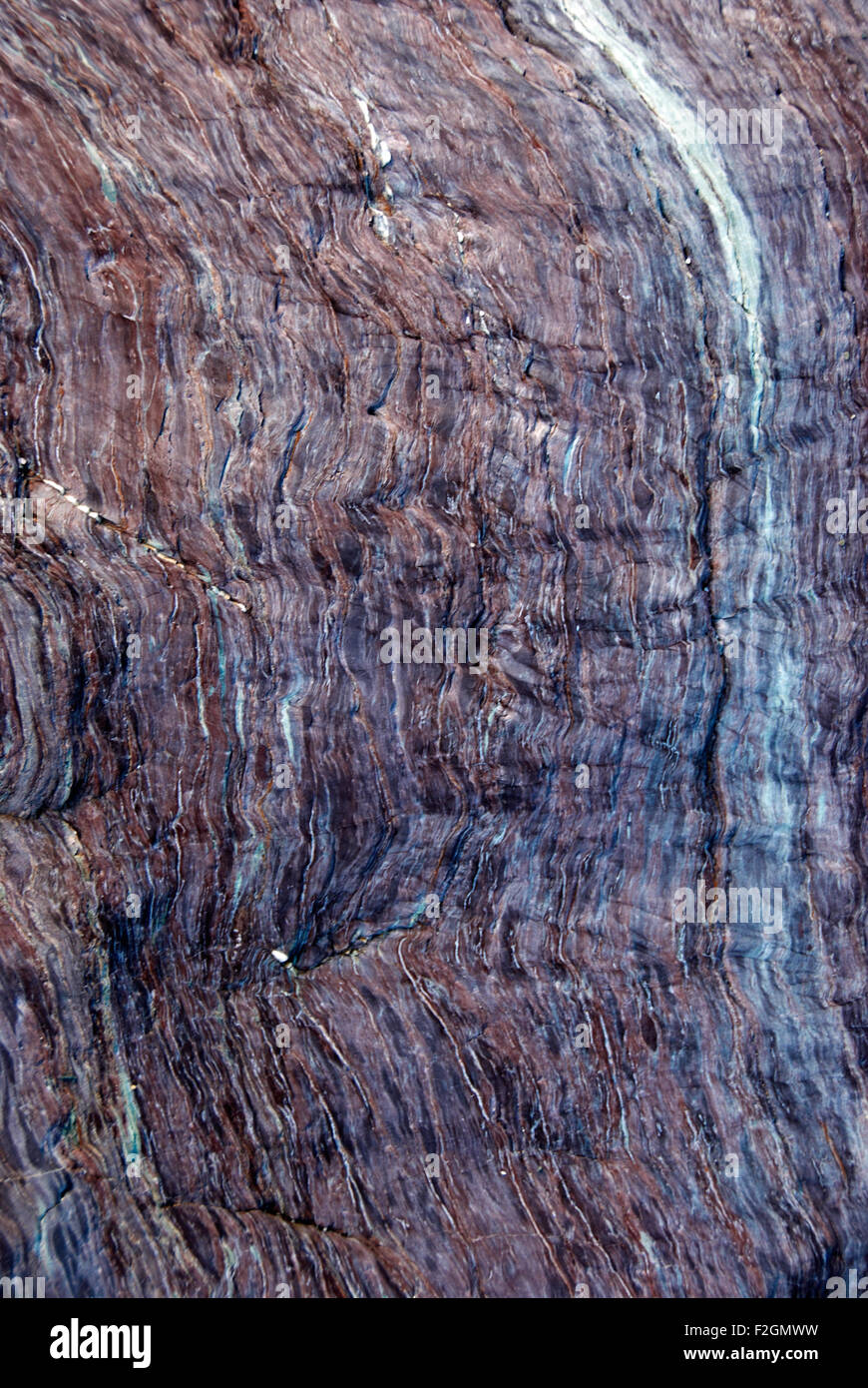 Striated rock face hi-res stock photography and images - Alamy