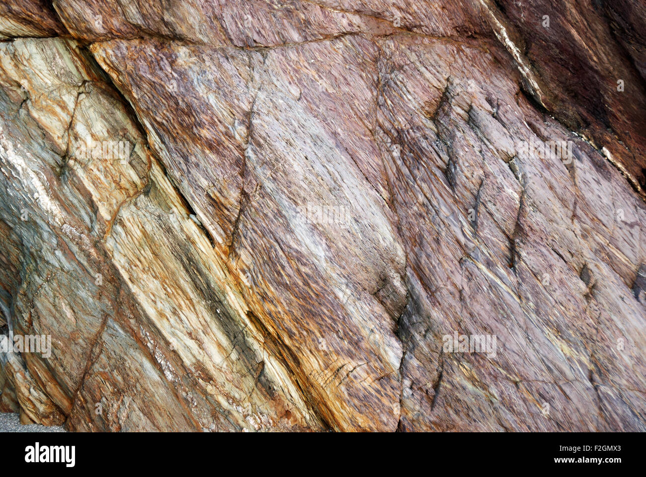 Striated rock face hi-res stock photography and images - Alamy