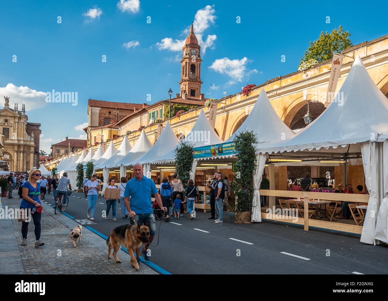 Italy Piedmont Bra 18th September 2015 the fair "Cheese Stock Photo - Alamy