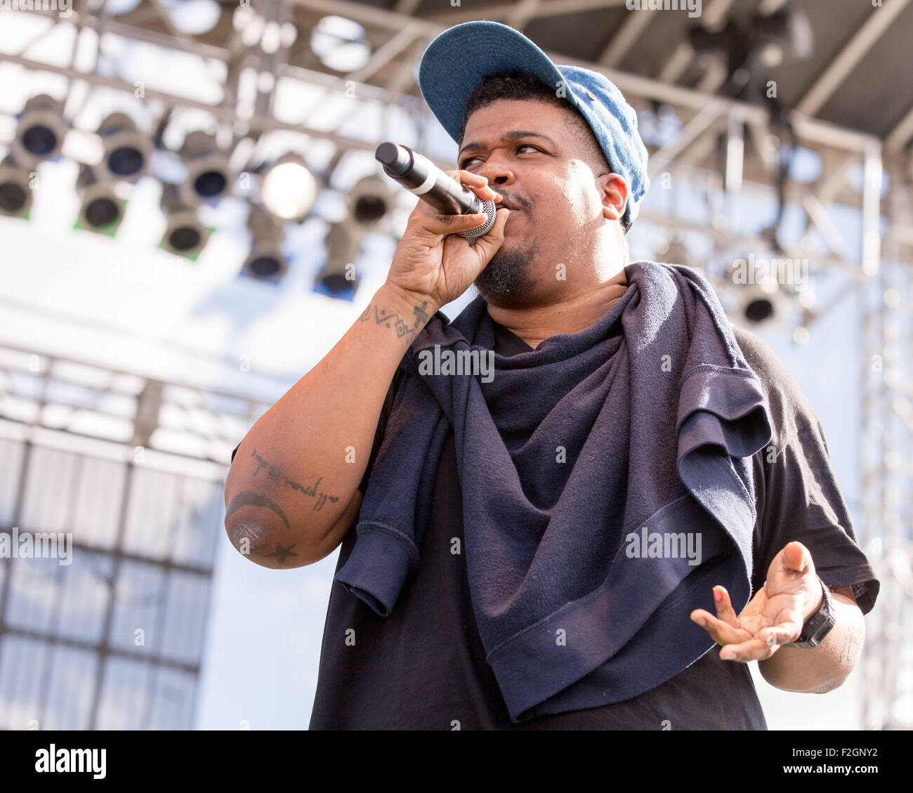 Trugoy the dove hi-res stock photography and images - Alamy