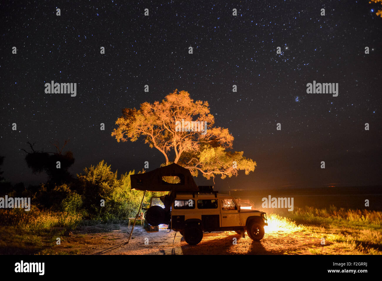 Stars in night sky hi-res stock photography and images - Alamy