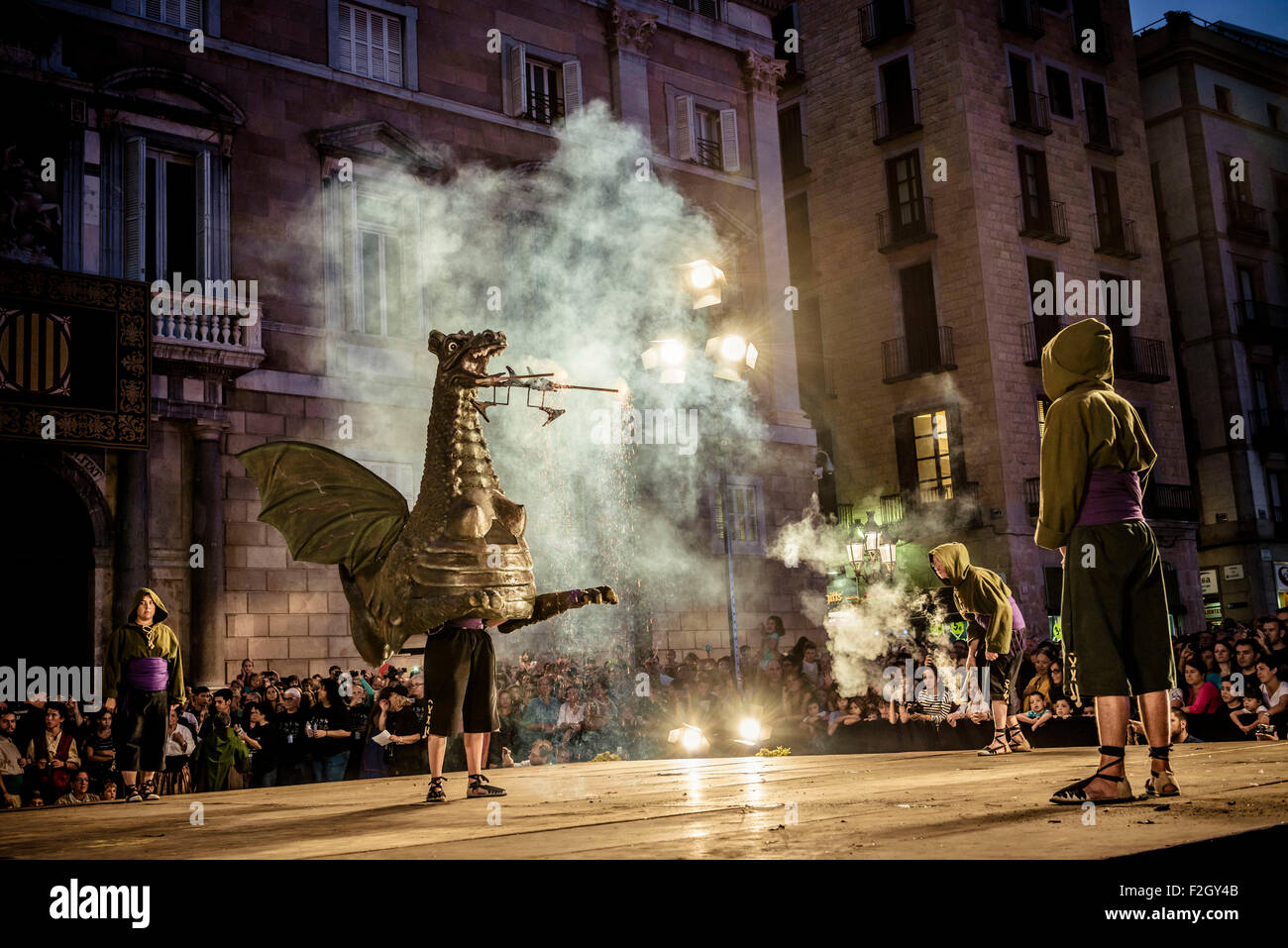 Giant festival puppets spain hi-res stock photography and images - Alamy