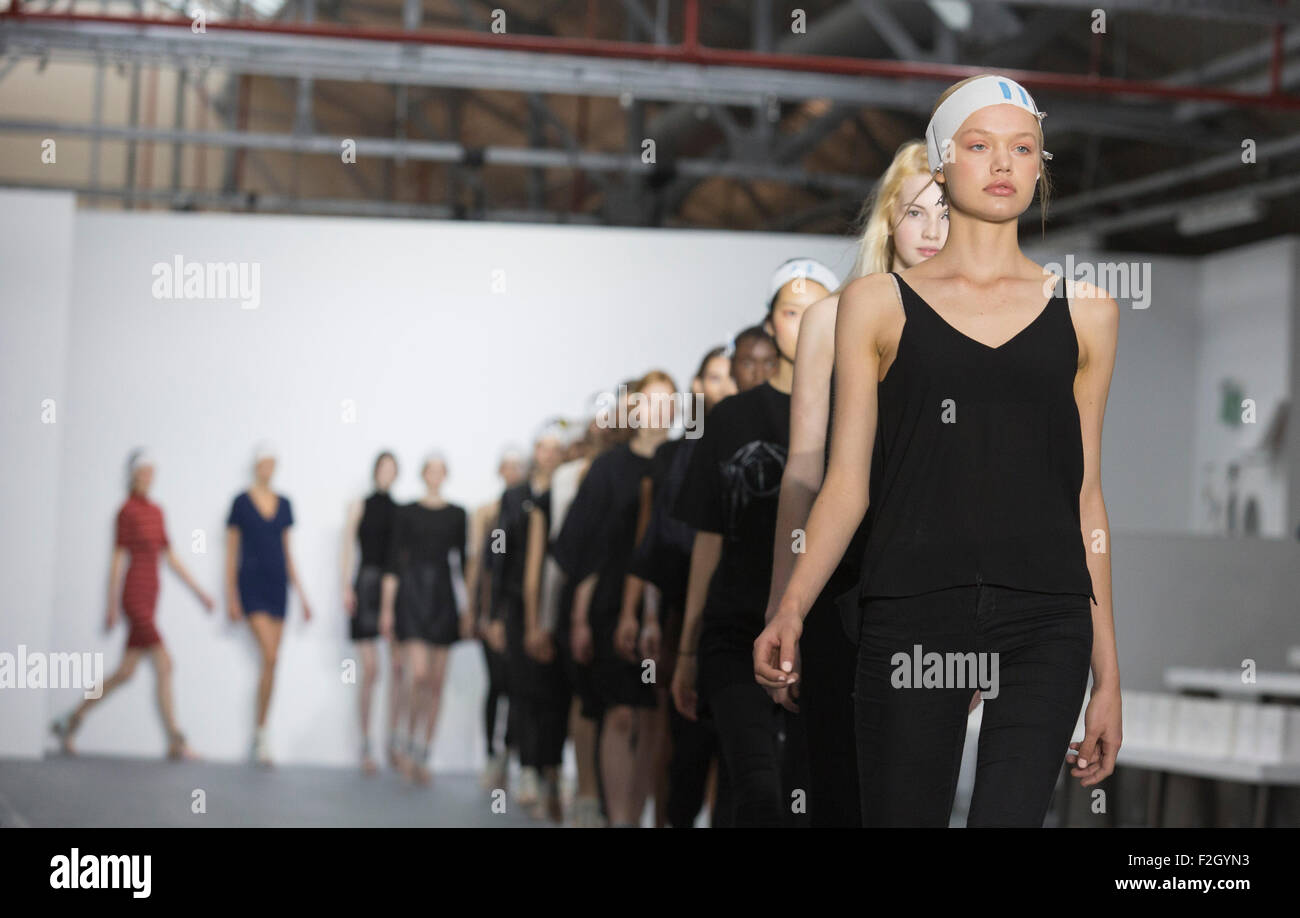 London, UK. 18th September, 2015. Models on the runway during a ...