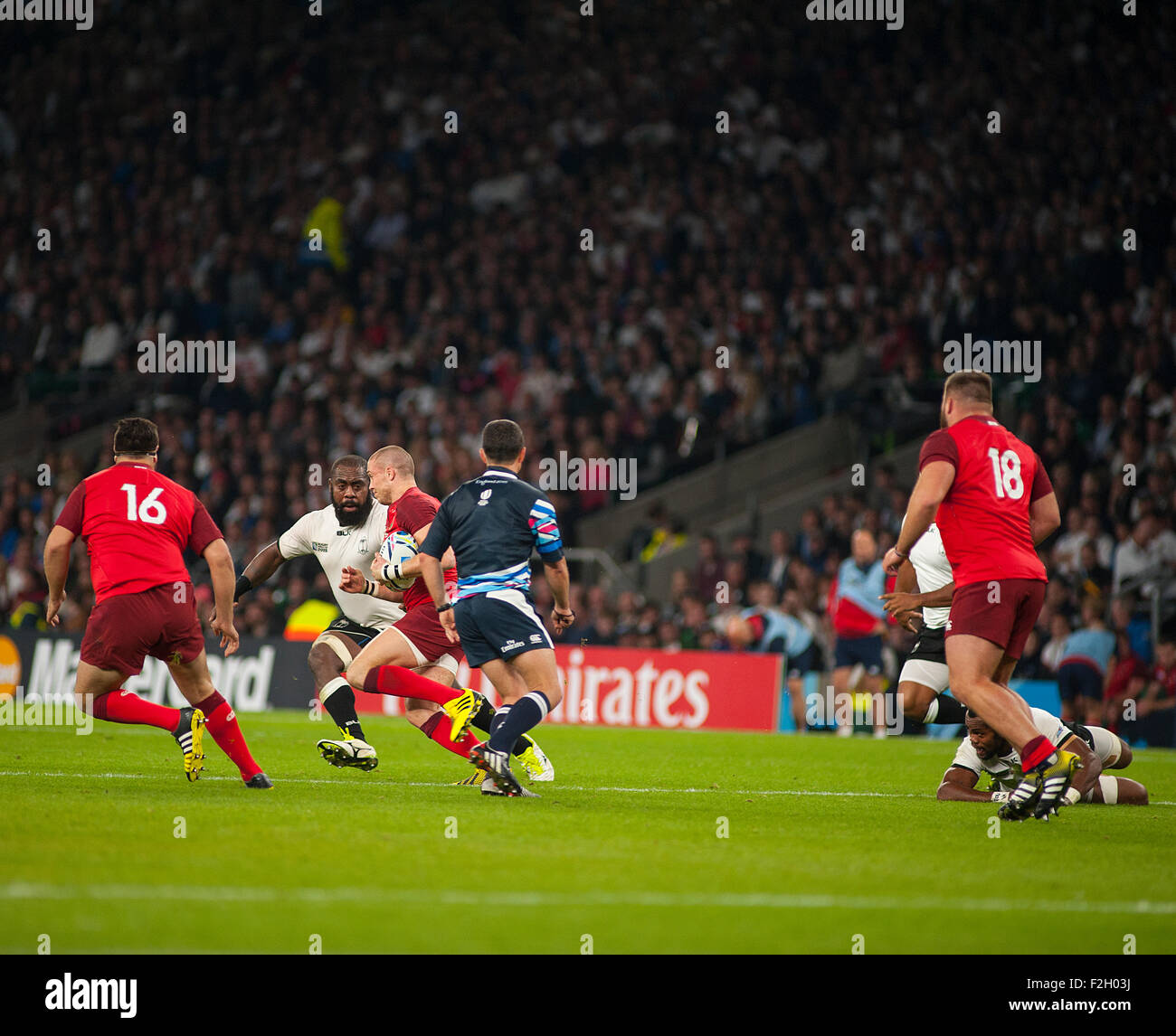 Live match twickenham stadium hi-res stock photography and images - Alamy