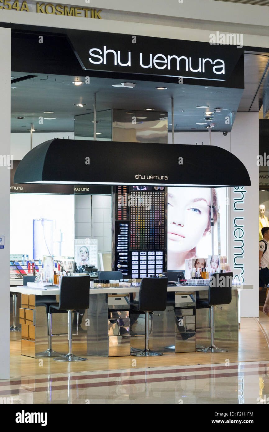 Shu uemura hi-res stock photography and images - Alamy