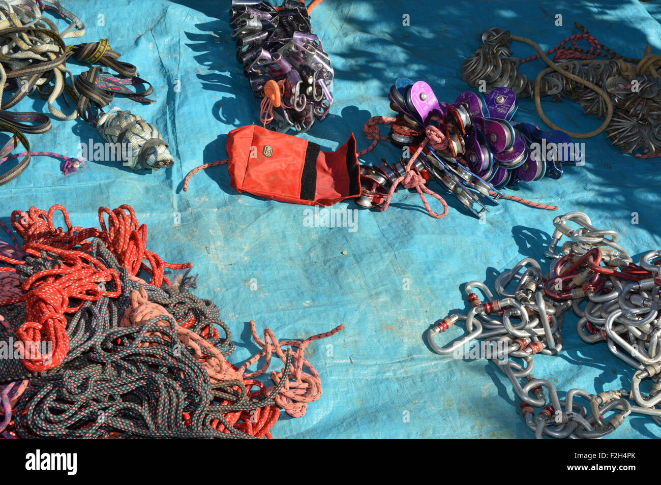 The caving hi-res stock photography and images - Alamy