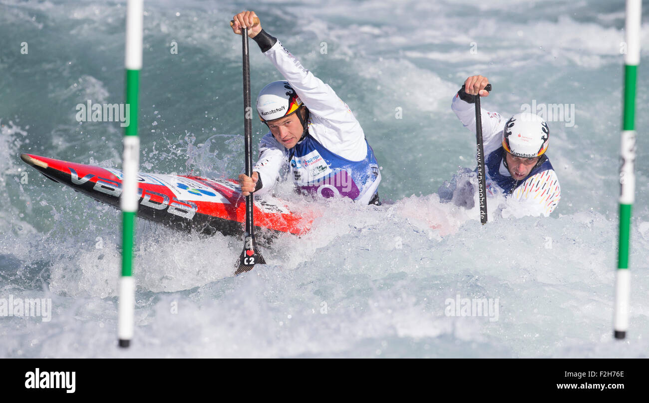 Lea Valley, London, UK. 19th Sep, 2015. ICF Canoe Slalom World ...