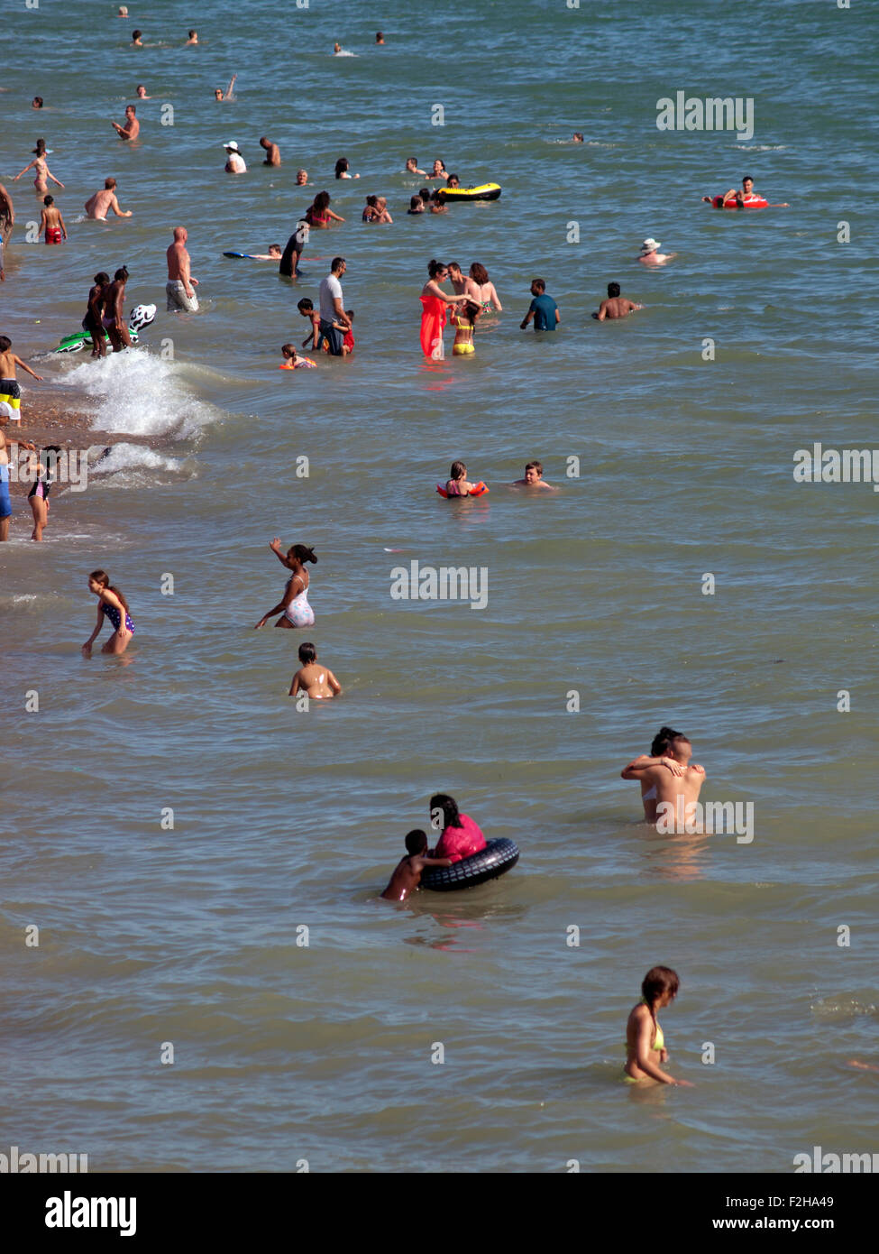 People frolicking and playing hi-res stock photography and images - Alamy