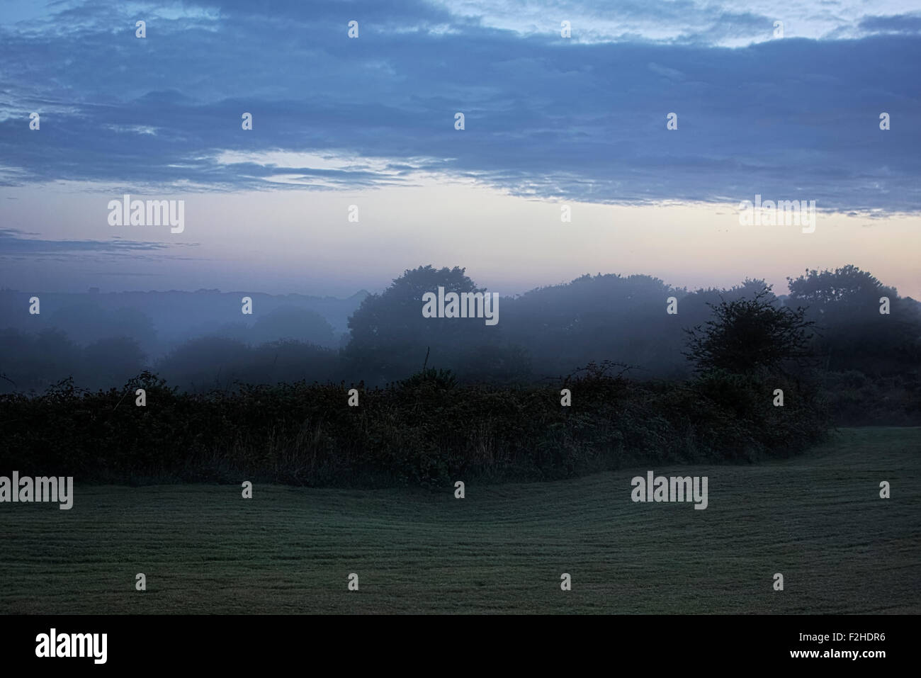 Summer mist uk hi-res stock photography and images - Alamy