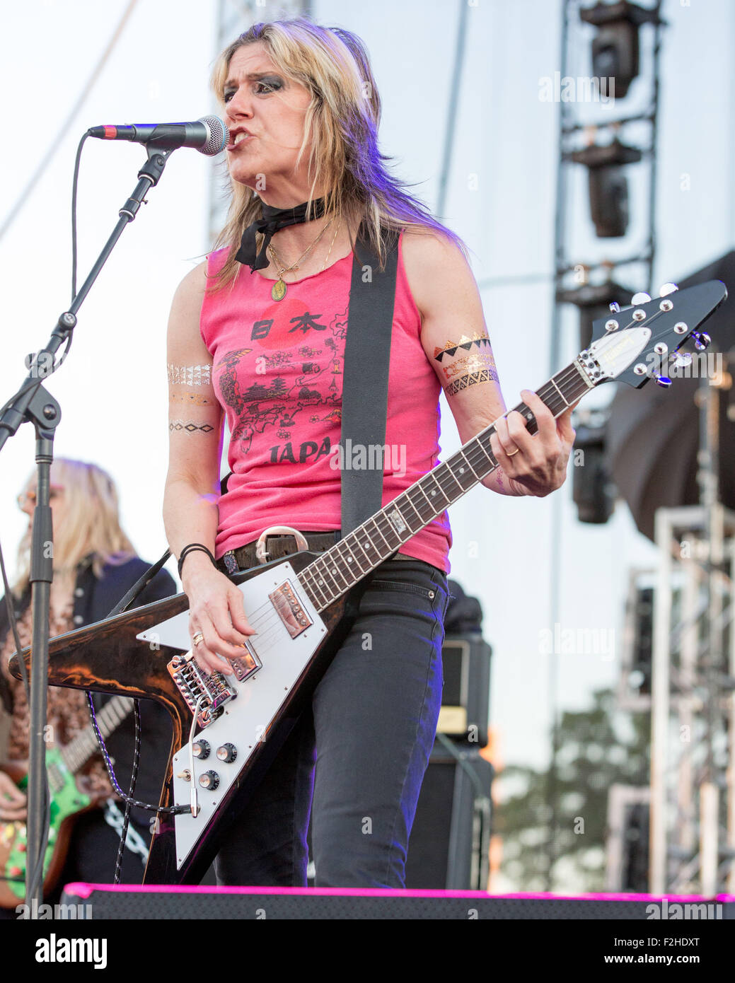 Chicago, Illinois, USA. 13th Sep, 2015. Musician DONITA SPARKS of L7 ...