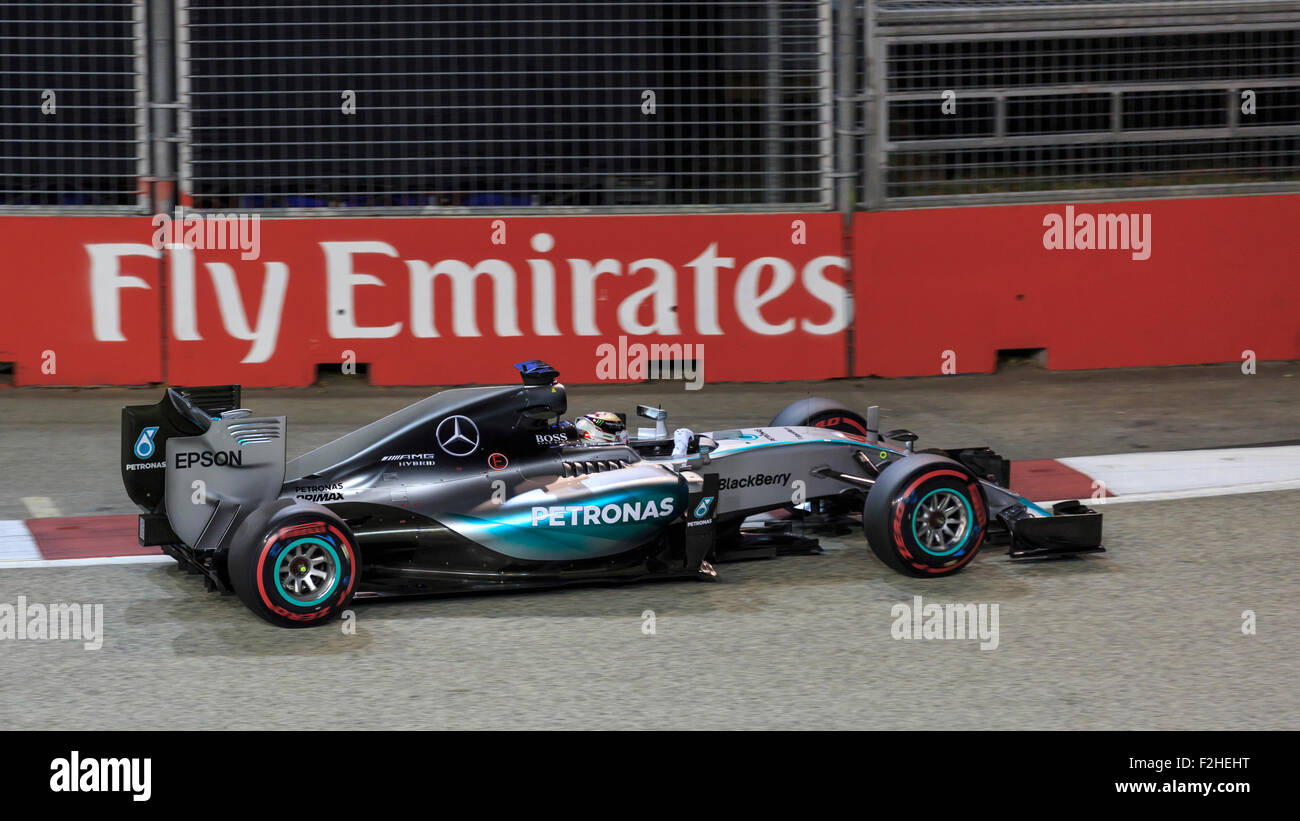 Mercedes amg petronas formula 1 team hi-res stock photography and ...