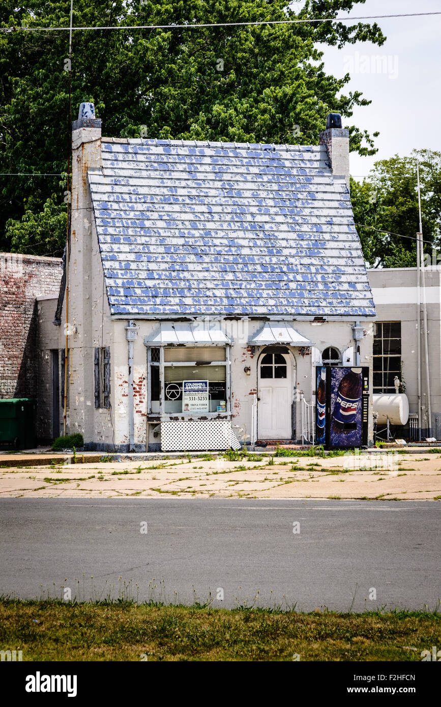 Pure Oil Gas Station