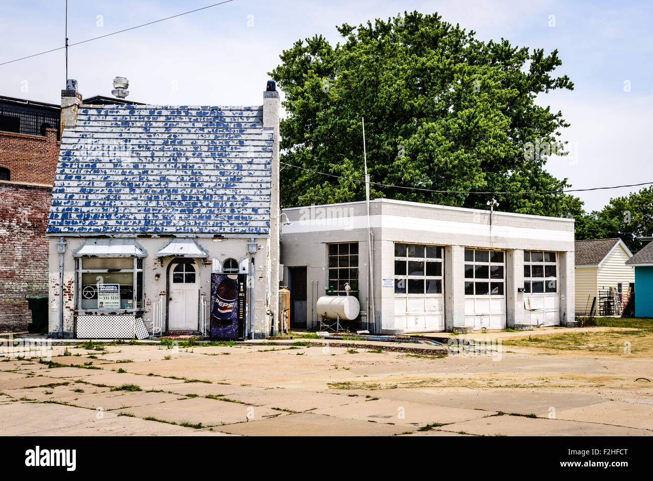 Pure Oil Gas Station