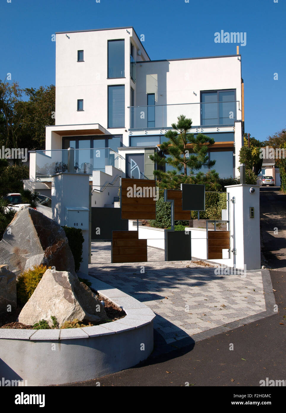 Modern house, Newton Ferrers, Devon, UK Stock Photo - Alamy
