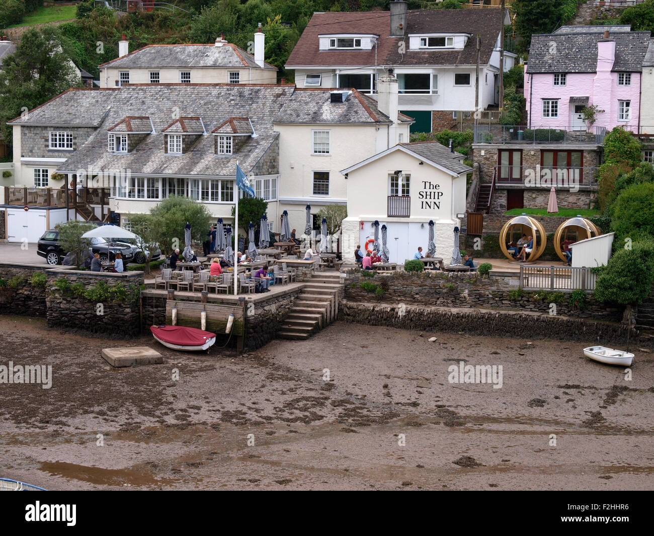 The Ship Inn, Noss Mayo, Devon, UK Stock Photo - Alamy