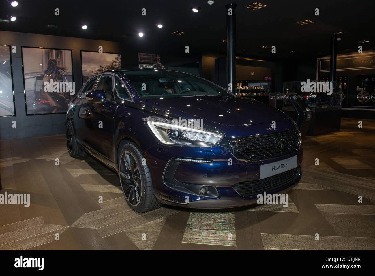 Citroen ds5 hi-res stock photography and images - Alamy