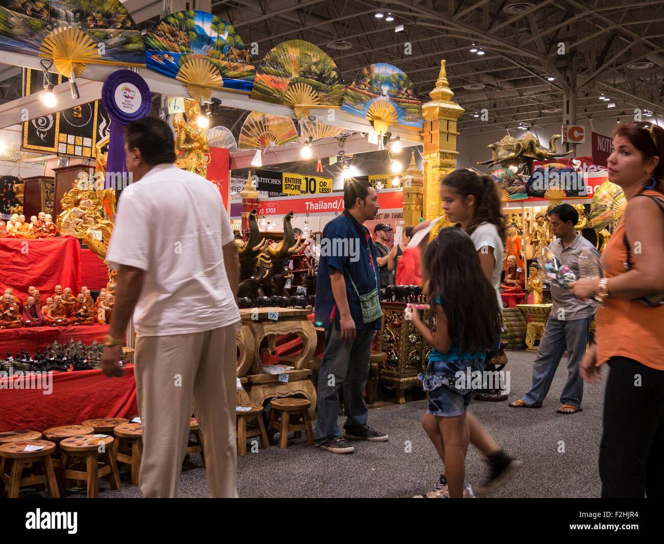 Toronto art fair hi-res stock photography and images - Alamy