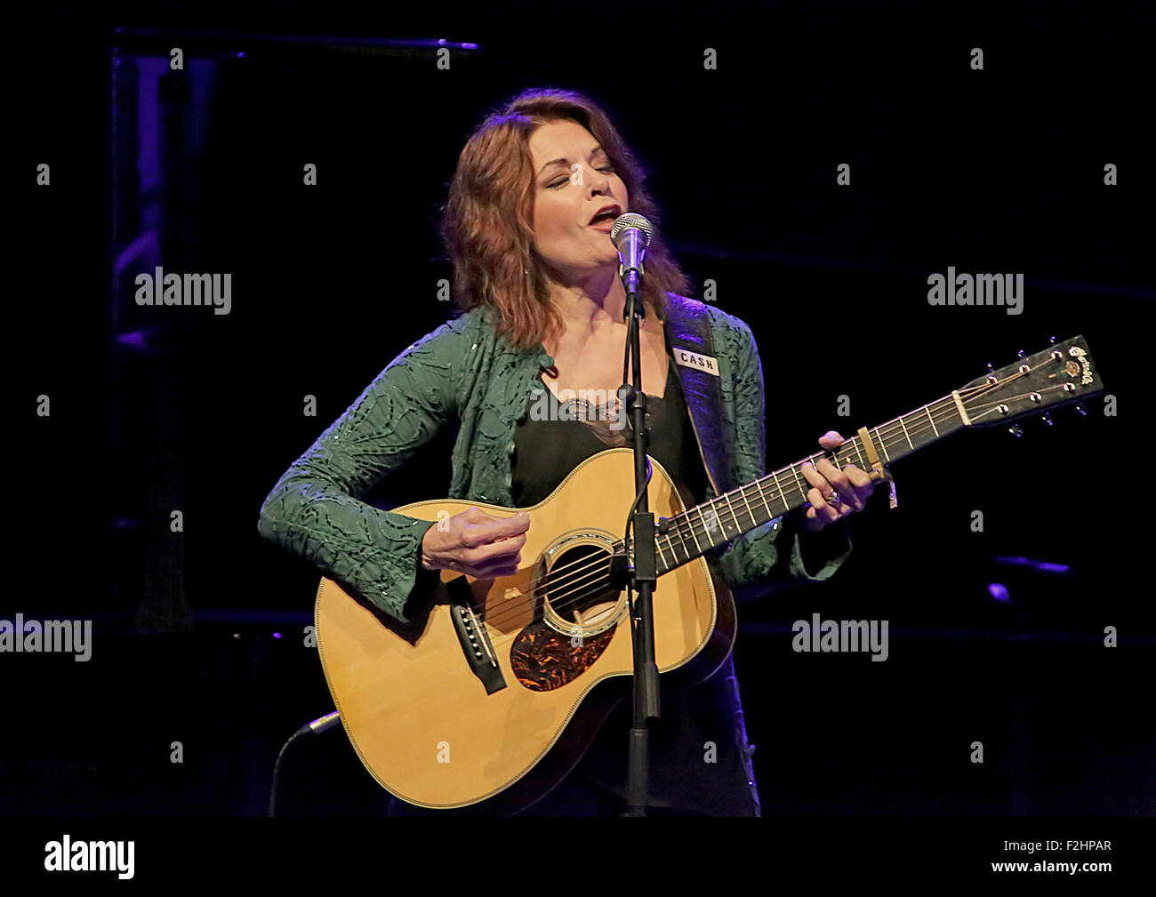 Rosanne Cash and John Leventhal Performing at Liverpool Philharmonic ...