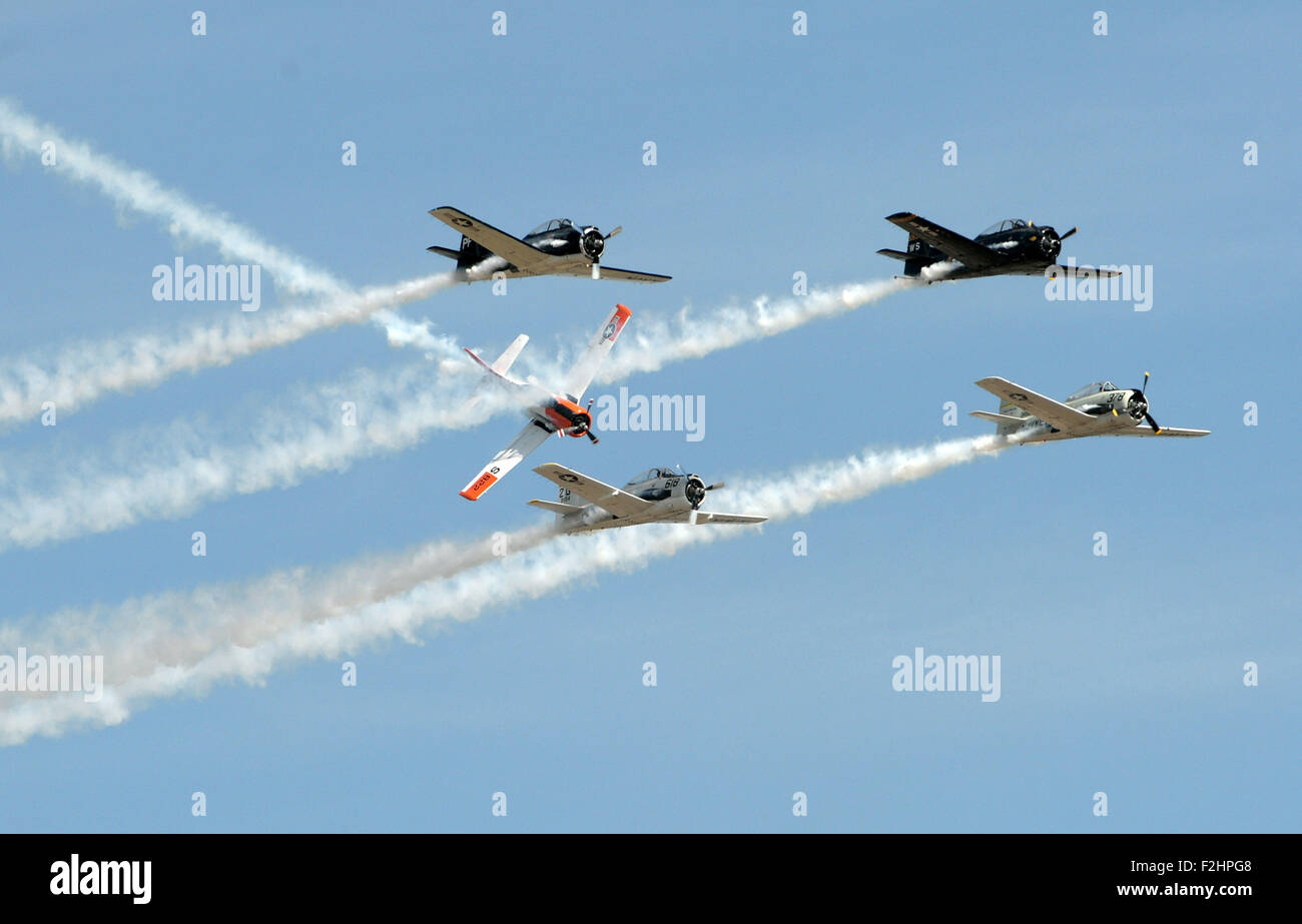 Washington, DC, USA. 19th Sep, 2015. Planes perform aerobatic show ...