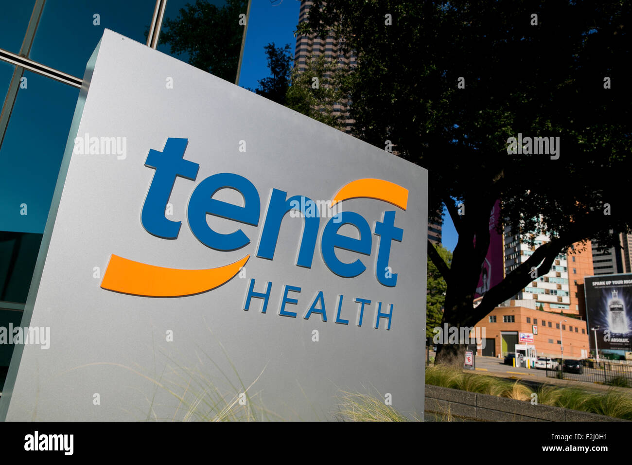 Tenet hi-res stock photography and images - Alamy