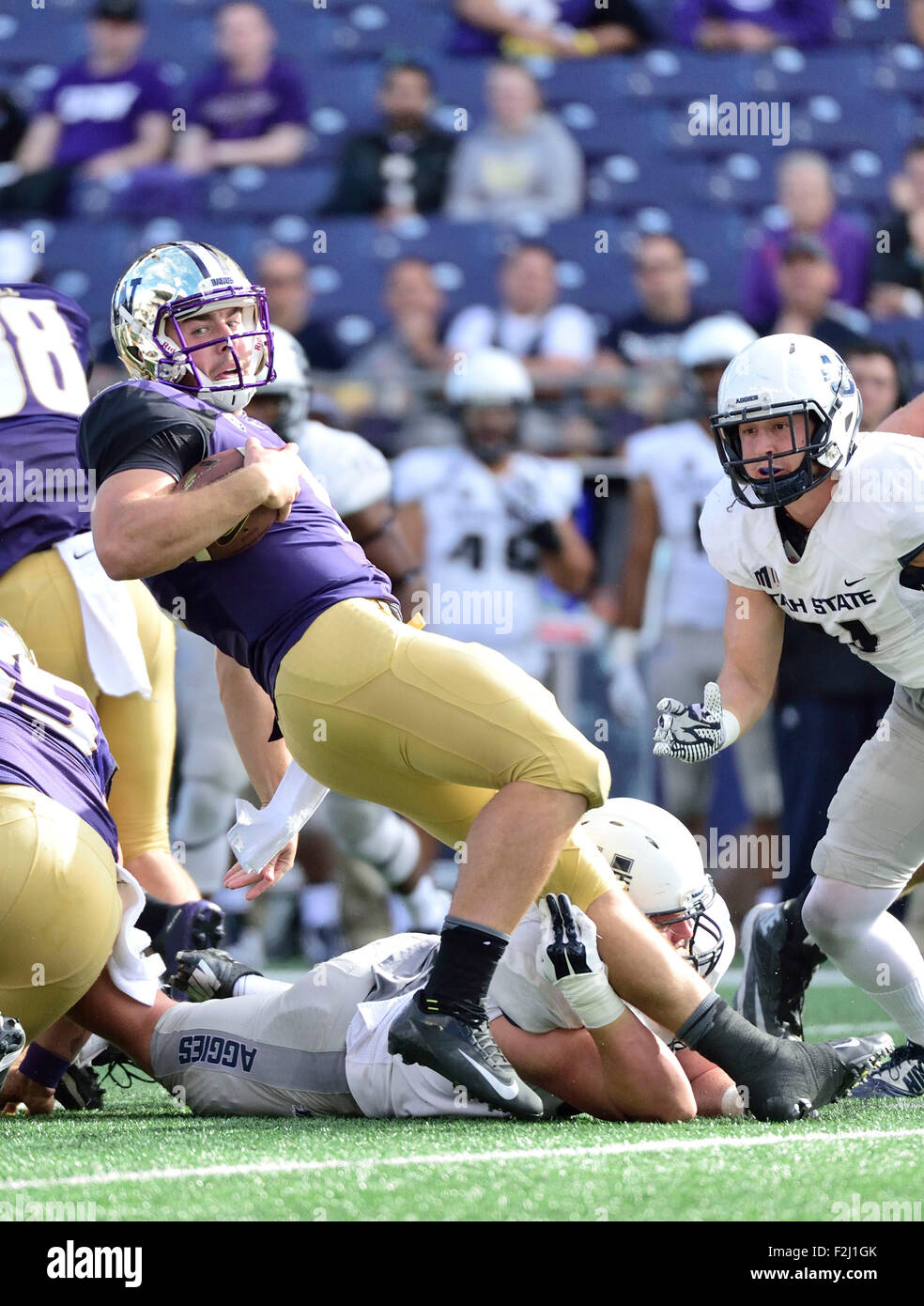 Seattle, WA, USA. 19th September, 2015.Washington Huskies quarterback ...