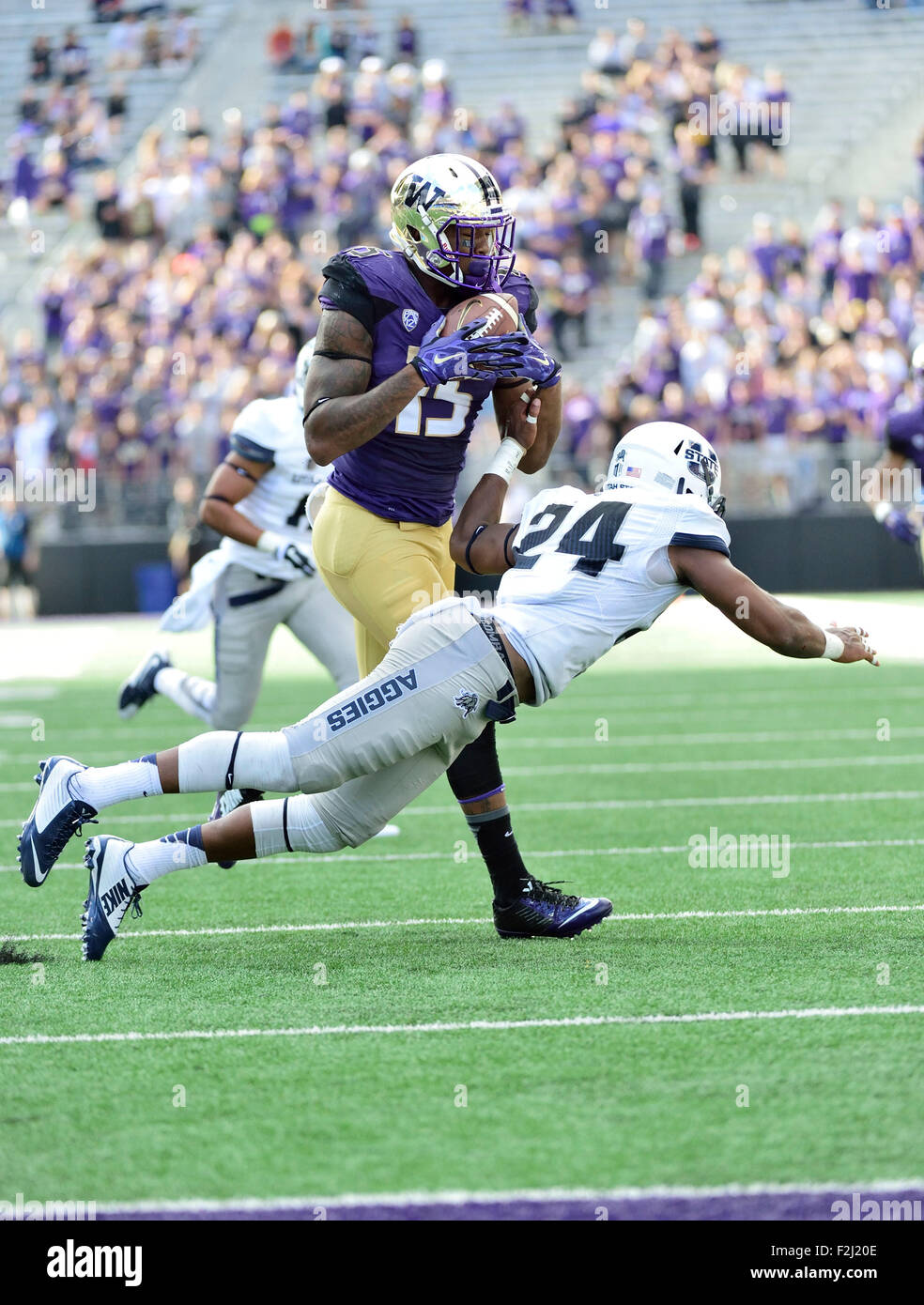 Seattle, WA, USA. 19th September, 2015.Washington Huskies tight end ...